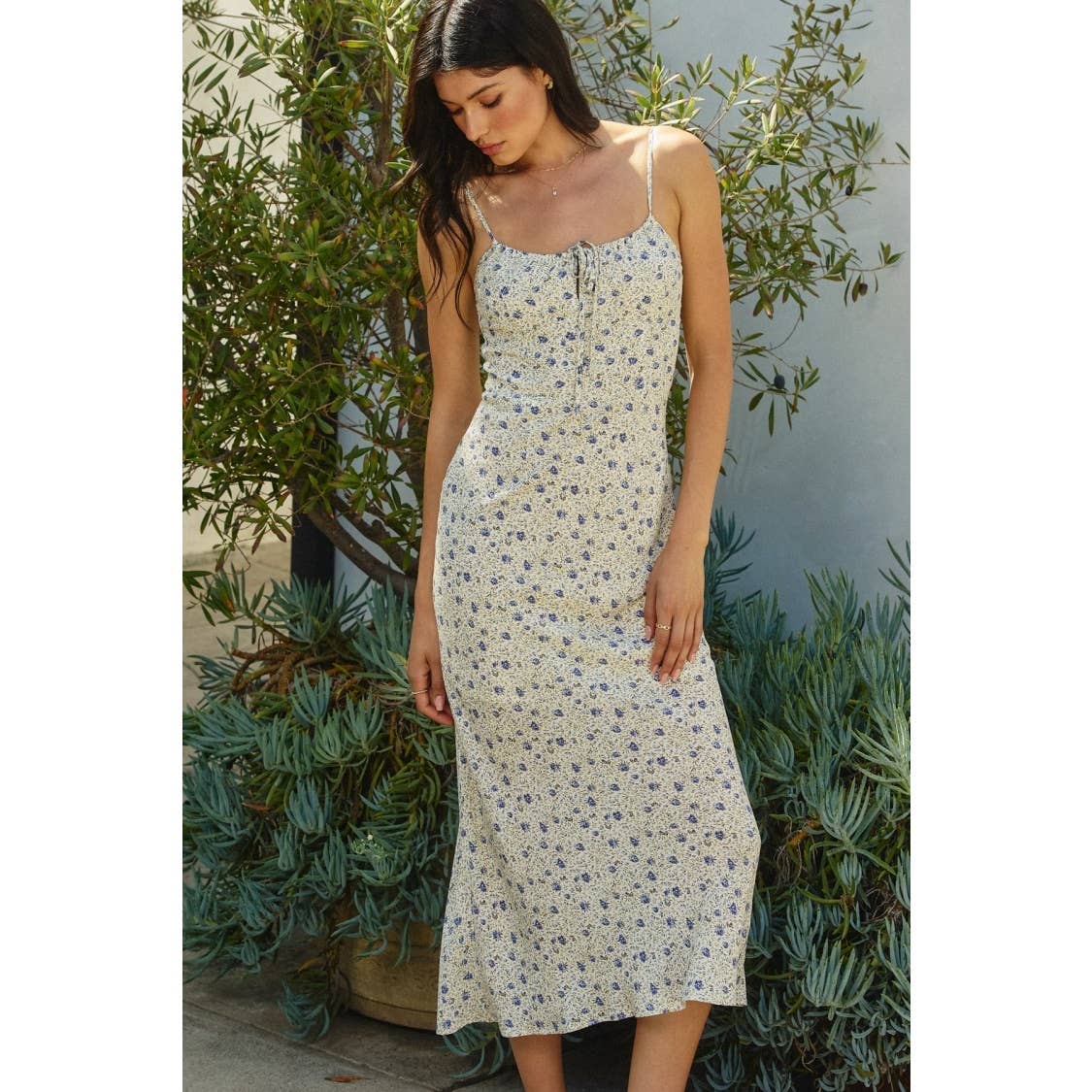 Ditsy Roses Drawstring Neck Maxi Dress: BLUE ZINNIA / FD12131-CP425 ...
